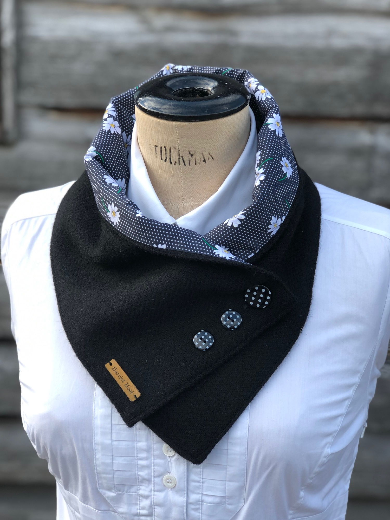 Harriet Hoot Harris Tweed Neck Wrap