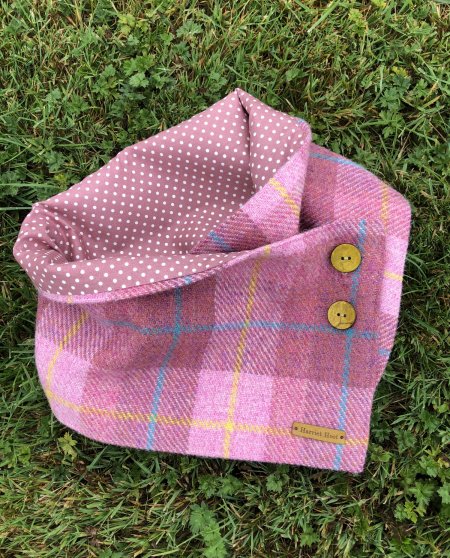 Harriet Hoot Harris Tweed Neck Wrap