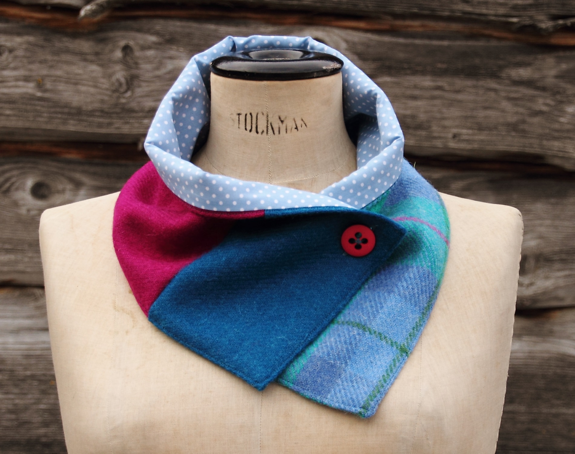 Harriet Hoot Bespoke Harris Tweed Neck Wrap