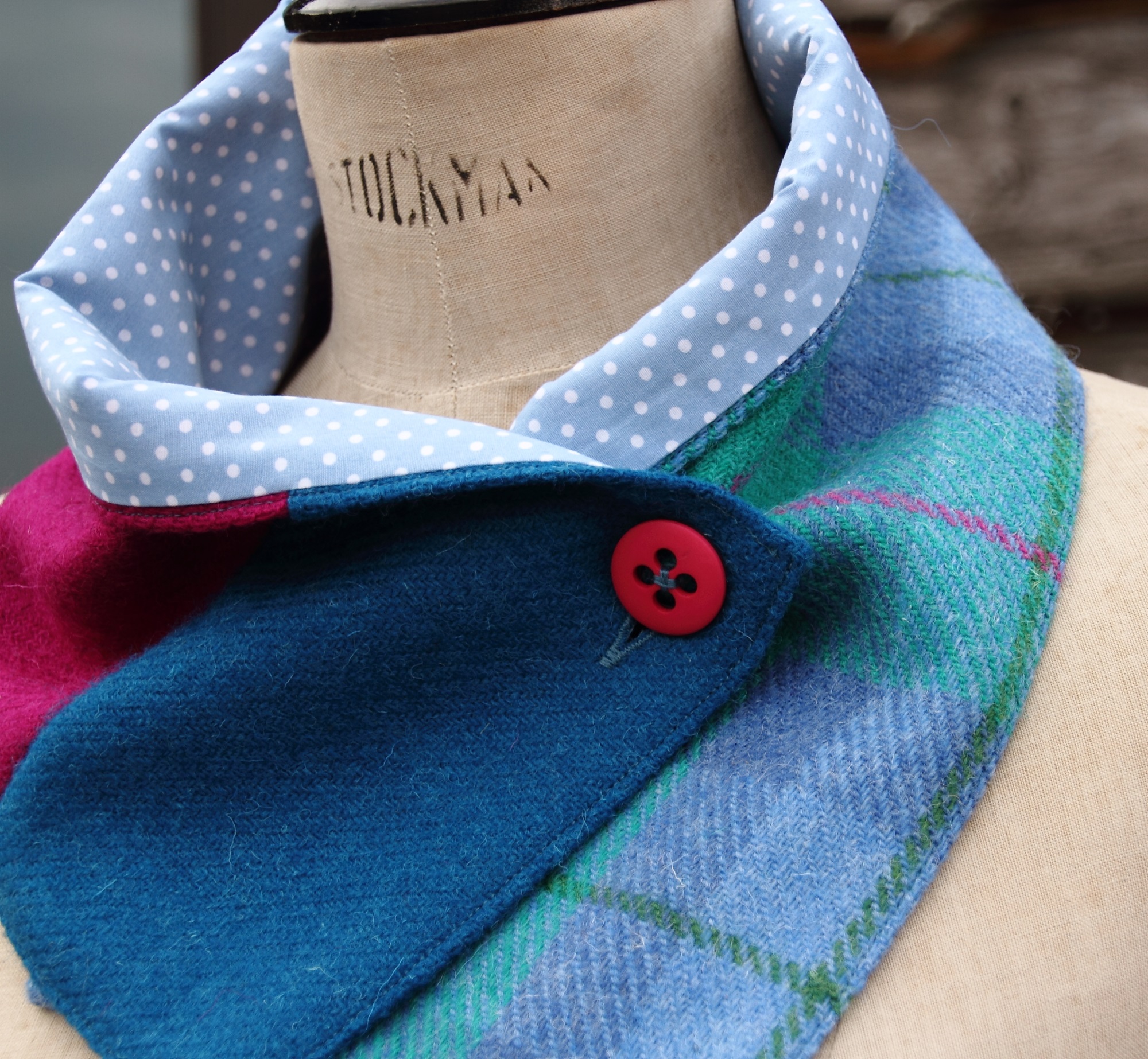 Harriet Hoot Bespoke Harris Tweed Neck Wrap