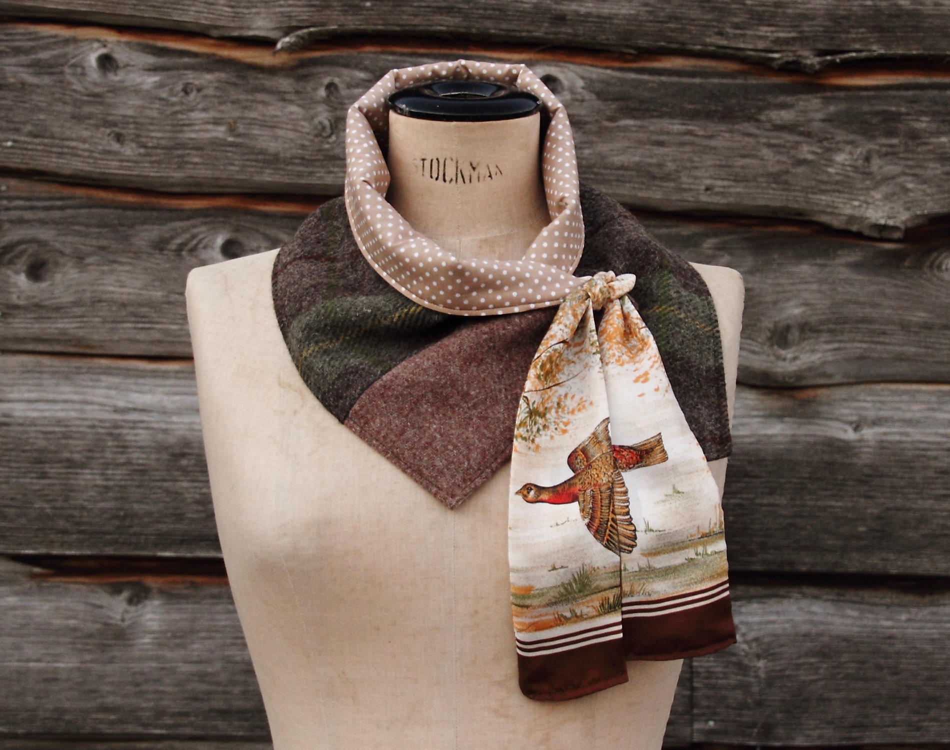 Harriet Hoot Harris Tweed Game Birds Neck Wrap